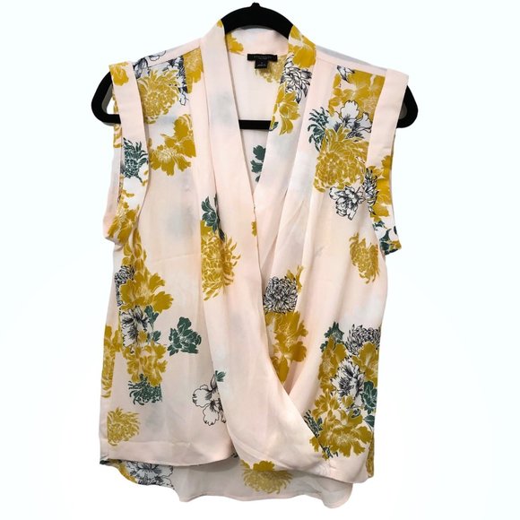 Ann Taylor | Tops | Ann Taylor Light Pink Yellow Green Floral Vneck ...